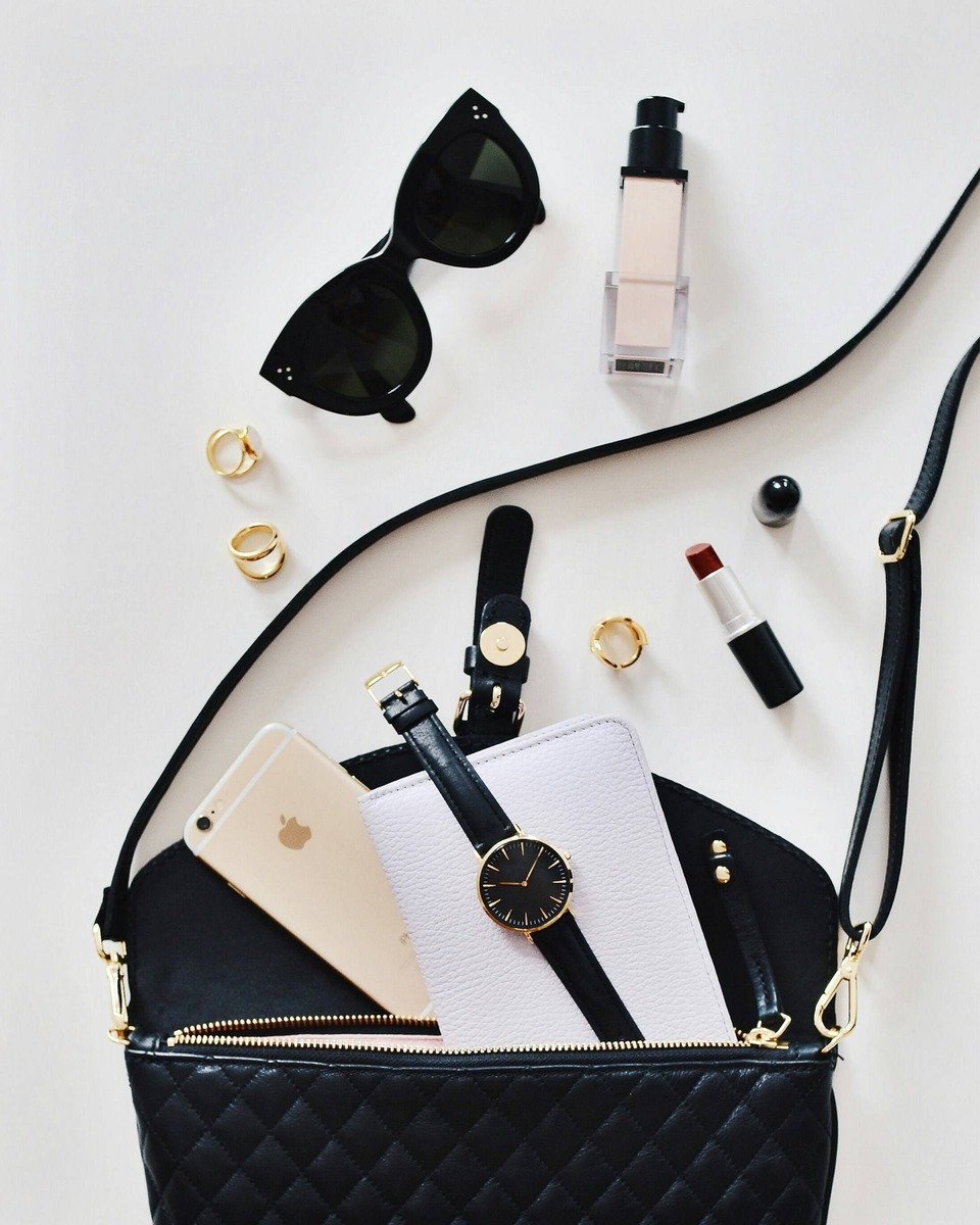 How to Make a Bold Fashion Statement | Frosique